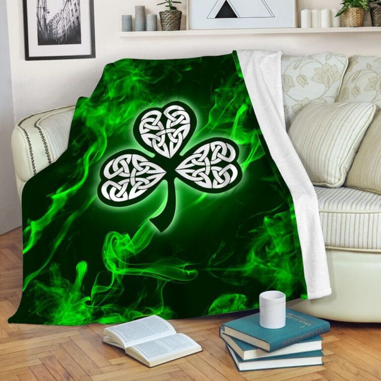 St Patrick's Blanket, Irish Shamrock Show Them How Much You Care Licky ...